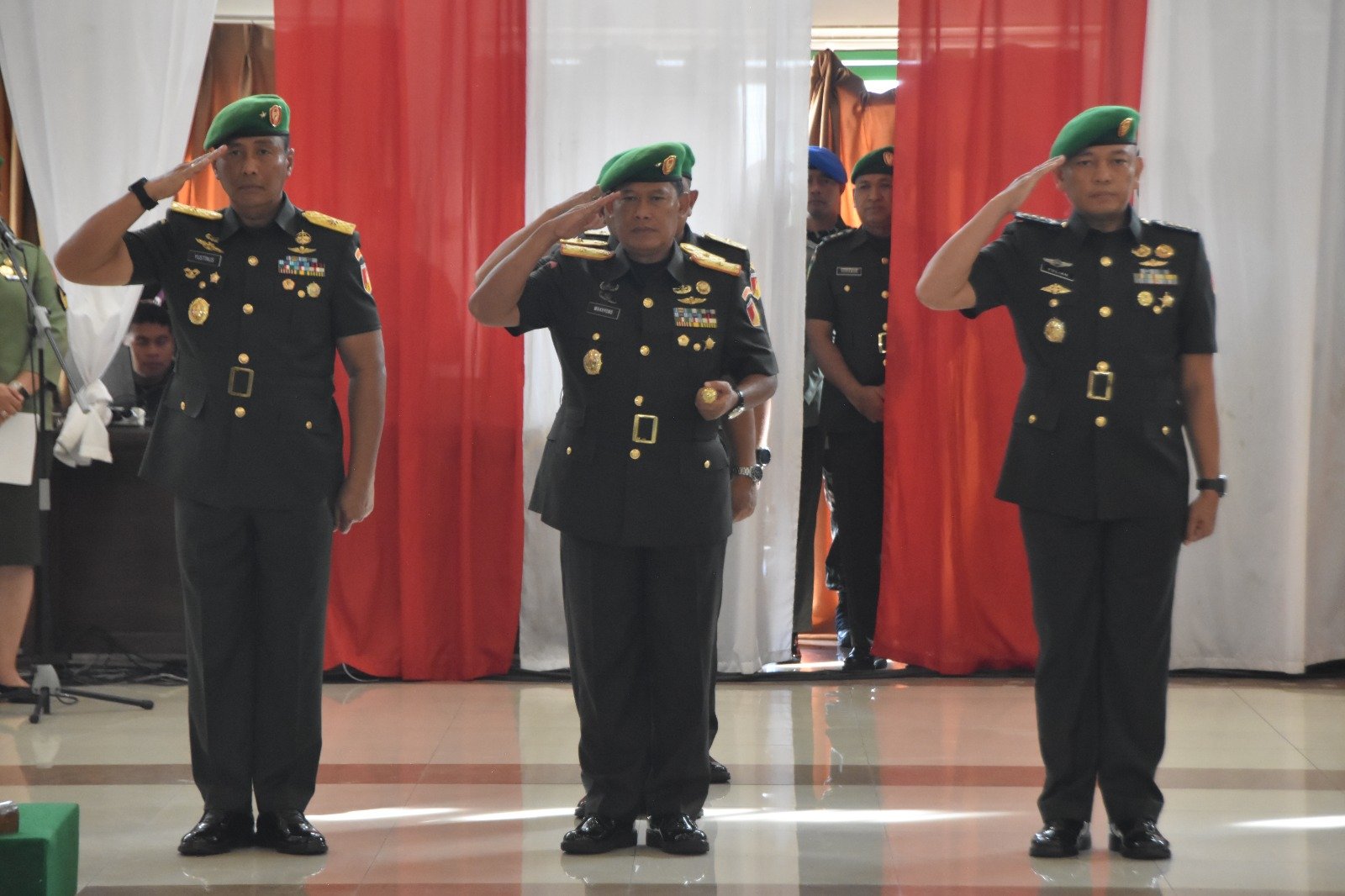 Danrem dan Ketua Persit Koorcabrem Santiago Hadiri Sertijab dan Tradisi ... Danrem dan Ketua Persit Koorcabrem Santiago Hadiri Sertijab dan Tradisi ...