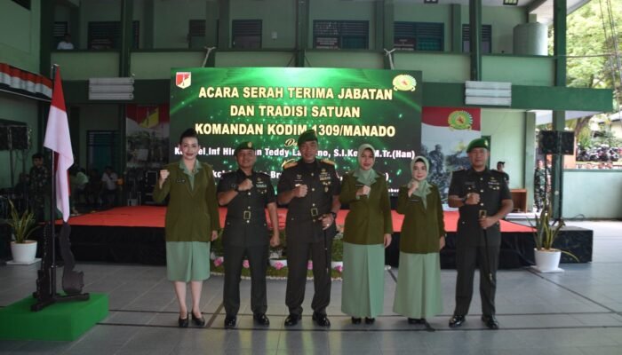 Ketua Persit KCK Koorcabrem 131 PD XIII/Merdeka Pimpin Serah Terima Jabatan Pengurus di ...